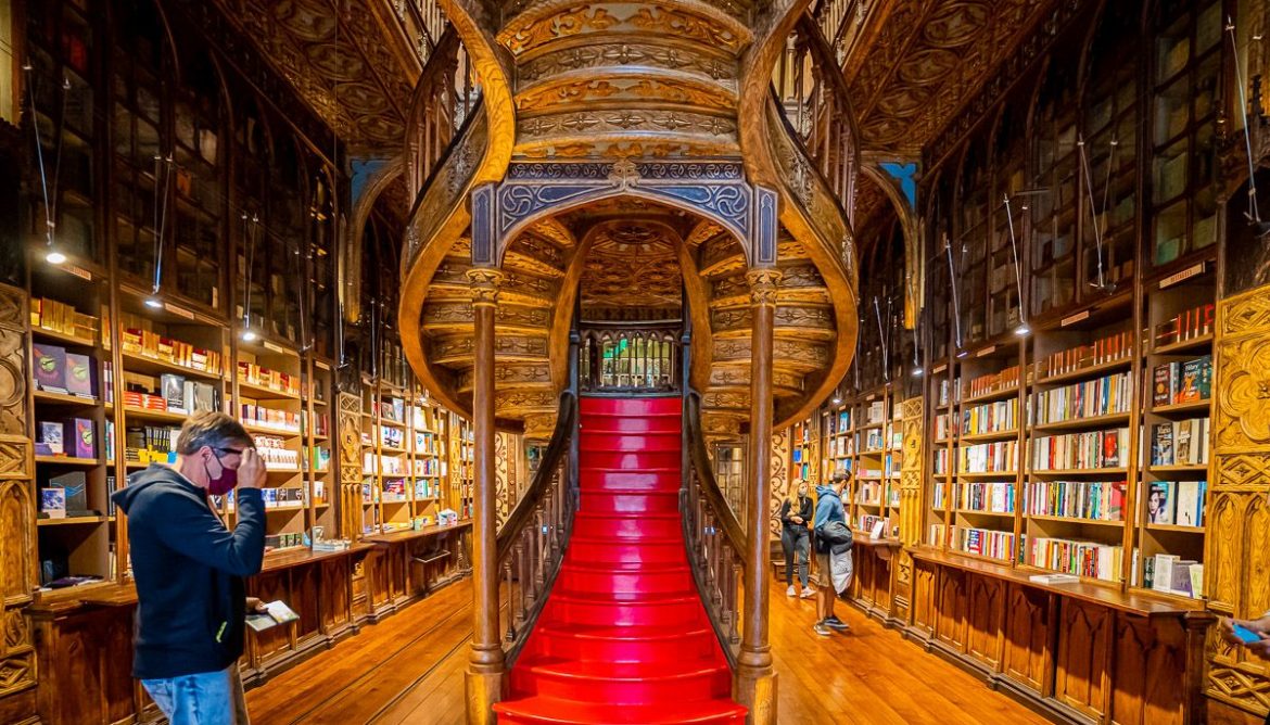 Visitar la librería Lello (la de Harry Potter): horarios, precios e ...